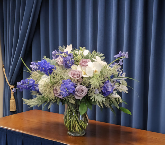 Navigating Loss with Grace: How to Choose the Right Funeral Flowers ...